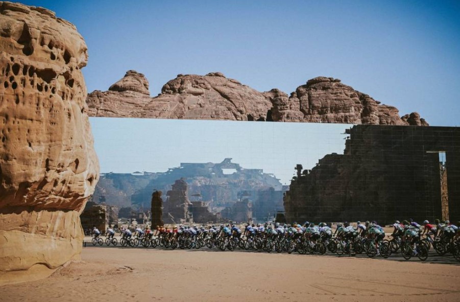 AlUla Tour 2025: Elite Cyclists Compete in Saudi Arabia - lucire